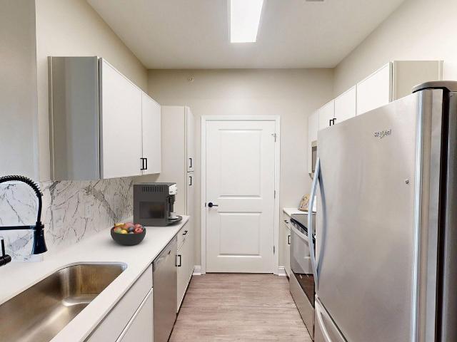 2 BR, 2 BA Apartment 335 Double Creek Drive Unit 3290 202, Plainfield, IN 46168