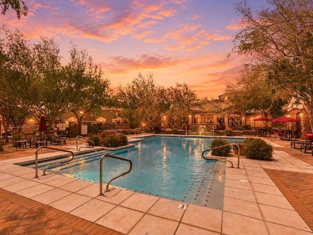 2 BR, 2 BA Apartment 33600 N 27th Dr Unit 3056, Phoenix, AZ 85085