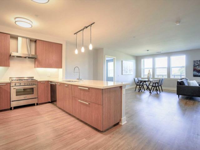 2 BR, 2 BA Apartment 33 San Pablo Avenue Unit 505, San Rafael, CA 94903