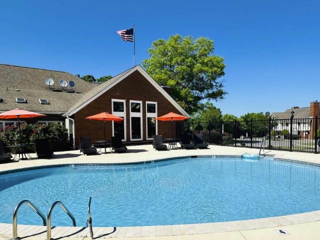 2 BR, 2 BA Apartment 3 Greenhill Parkway Unit 0424, Birmingham, AL 35242