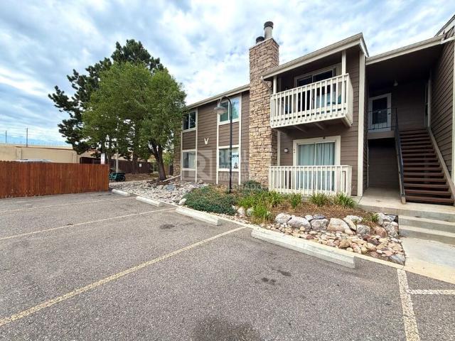 2 BR, 2 BA Apartment 4400 S Quebec St W104, Denver, CO 80237