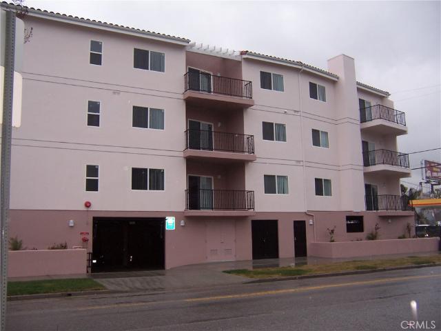 2 BR, 2 BA Apartment 4438 Vista Del Monte Ave, Sherman Oaks, CA 91403
