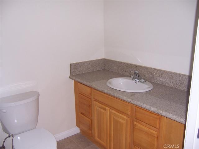 2 BR, 2 BA Apartment 4438 Vista Del Monte Avenue, Sherman Oaks, CA 91403