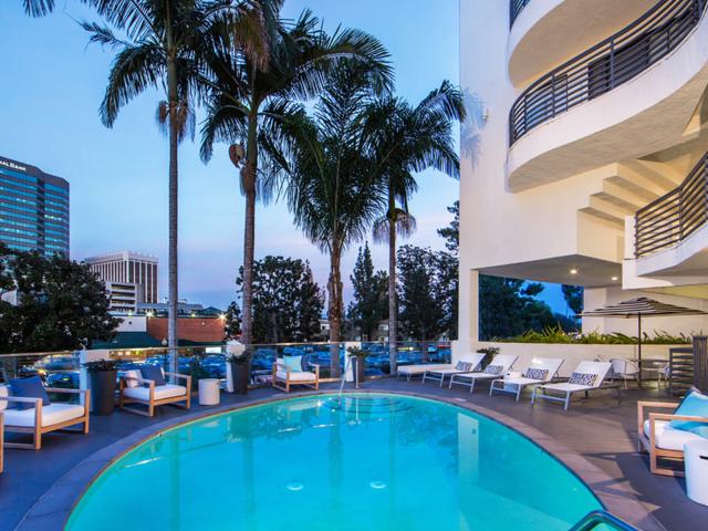 2 BR, 2 BA Apartment 4440 Sepulveda Boulevard Unit 312, Sherman Oaks, CA 91403