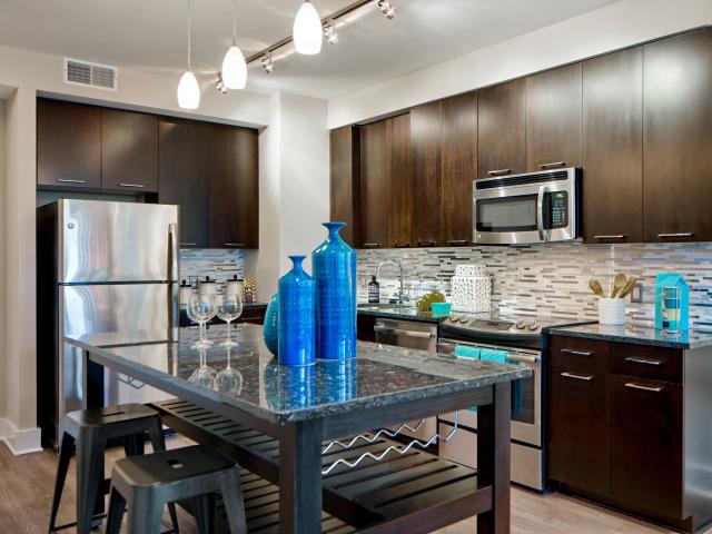 2 BR, 2 BA Apartment 44 Maryland Avenue Unit 1109, Rockville, MD 20850