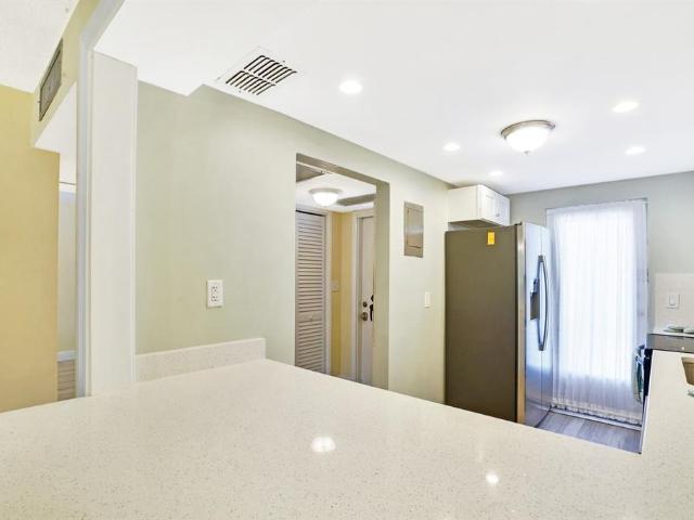 2 BR, 2 BA Apartment 4500 North Federal Highway, Lighthouse Point, FL 33064