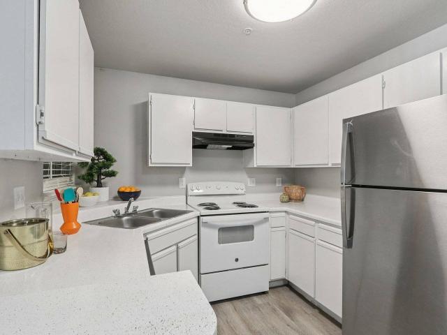 2 BR, 2 BA Apartment 4501 East Riverside Drive Unit 3015, Austin, TX 78741