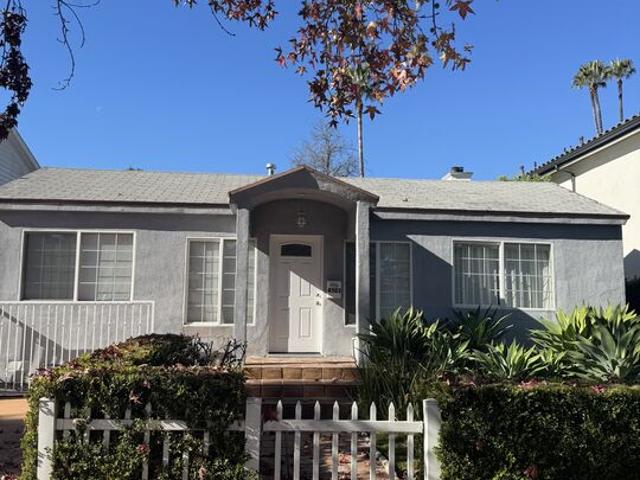 2 BR, 2 BA Apartment 4503 Tobias Avenue, Sherman Oaks, CA 91403