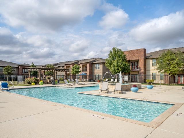 2 BR, 2 BA Apartment 4510 Ironton Avenue Unit 12 12 114, Lubbock, TX 79407