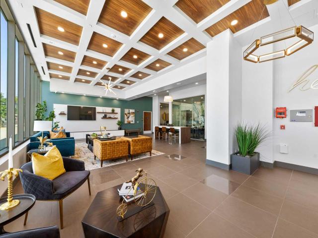 2 BR, 2 BA Apartment 4531 Hollywood Boulevard Unit 223, Los Angeles, CA 90027