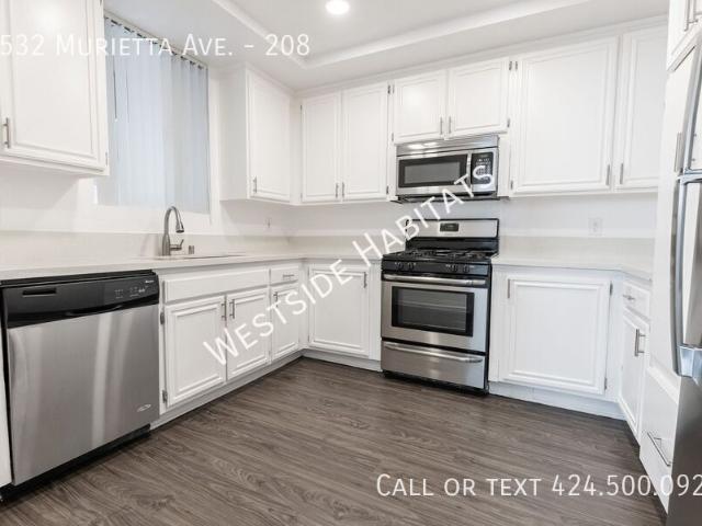 2 BR, 2 BA Apartment 4532 Murietta Ave Sherman Oaks, CA 91423