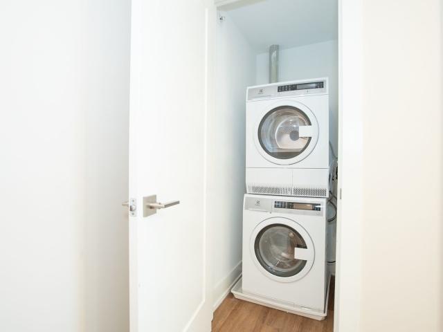 2 BR, 2 BA Apartment 4534 Spruce Street Unit C 4, Philadelphia, PA 19143