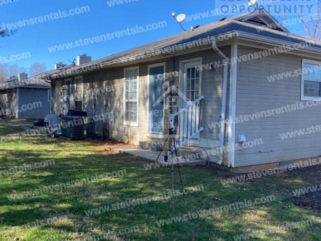 2 BR, 2 BA Apartment 457 Oriole Dr, Mcminnville, TN 37110