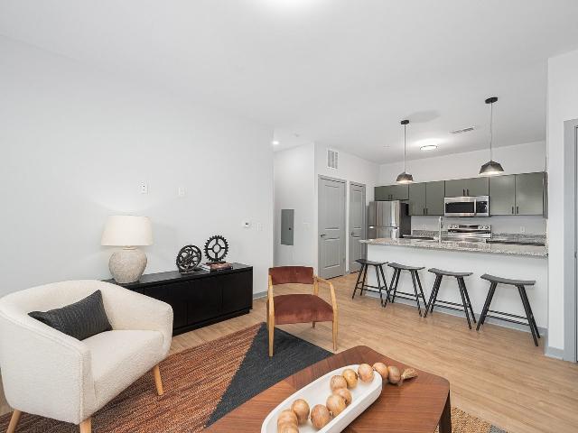 2 BR, 2 BA Apartment 4540 Gender Road Unit 308, Canal Winchester, OH 43110