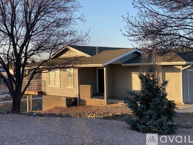 2 BR, 2 BA Apartment 4540 North Verde Vista Drive, Unit C, Prescott Valley, AZ 86314