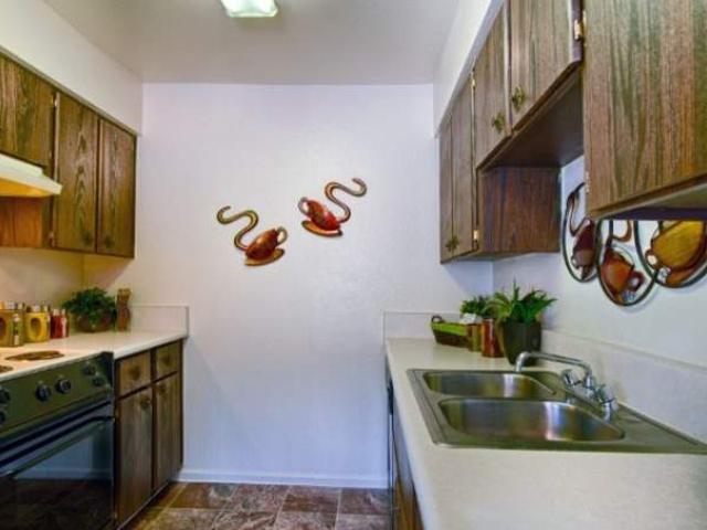 2 BR, 2 BA Apartment 4540 S Rural Rd, Tempe, AZ 85282