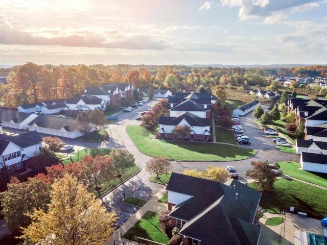 2 BR, 2 BA Apartment 454 Crestmont Ct Unit 459 B, Akron, OH 44321
