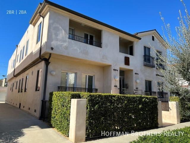 2 BR, 2 BA Apartment 455 N Spaulding Ave, Los Angeles, CA 90036