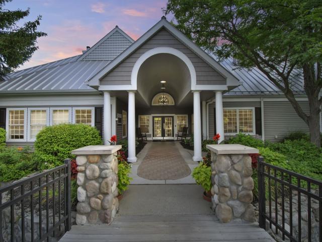 2 BR, 2 BA Apartment 459 Village Green Boulevard Unit 201, Ann Arbor, MI 48105