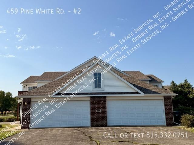 2 BR, 2 BA Apartment 459 Pine White Rd., Roscoe, IL 61073