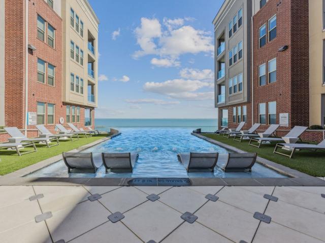 2 BR, 2 BA Apartment 4602 Ocean Drive Unit 1004, Corpus Christi, TX 78412