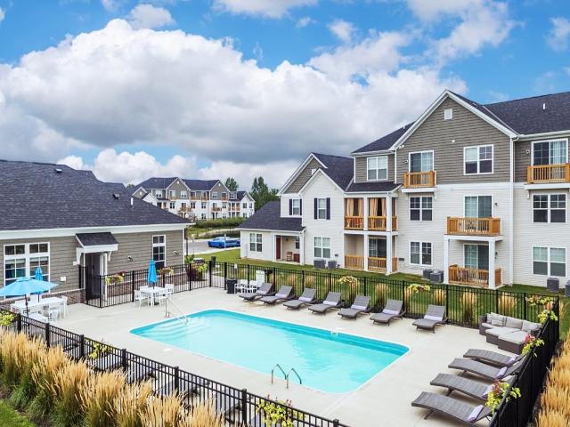 2 BR, 2 BA Apartment 4624 Adams Lane Unit 5220SW, Hilliard, OH 43026