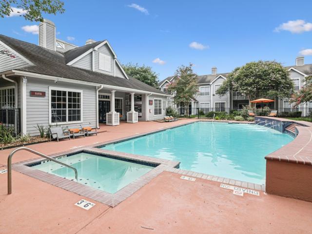 2 BR, 2 BA Apartment 4630 Collier St Unit 0328, Beaumont, TX 77706