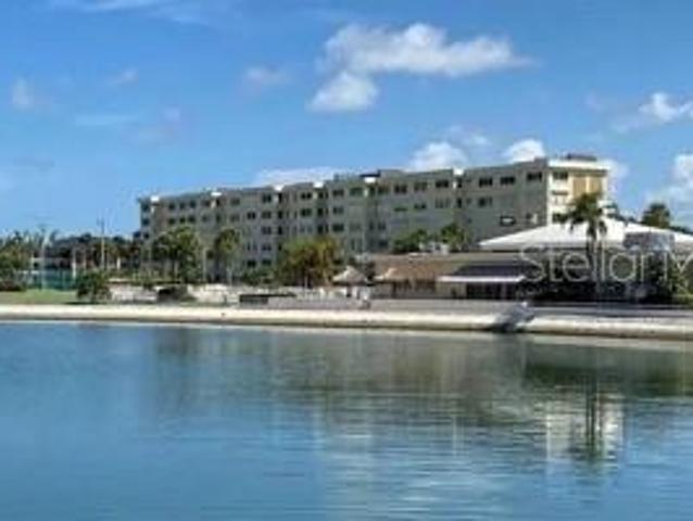2 BR, 2 BA Apartment 4650 Cove Cir, Saint Petersburg, FL 33708