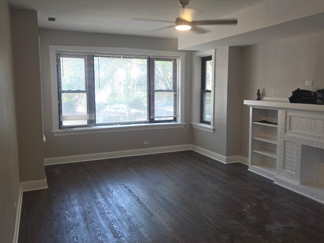 2 BR, 2 BA Apartment 4650 North Paulina, Chicago, IL 60640