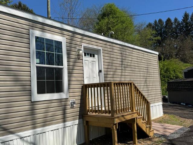 2 BR, 2 BA Apartment 465 Royal Manor Rd, Easton, PA 18042