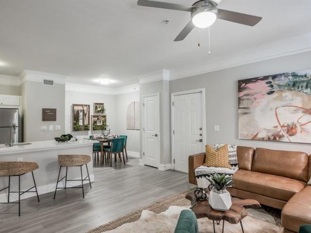 2 BR, 2 BA Apartment 4688 New Broad St, Orlando, FL 32814