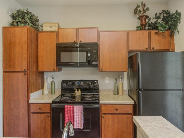 2 BR, 2 BA Apartment 4690 Haven Point Boulevard Unit 10 9960g, Indianapolis, IN 46280