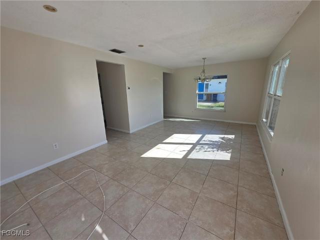 2 BR, 2 BA Apartment 46 Hamlin Court, Lehigh Acres, FL 33936