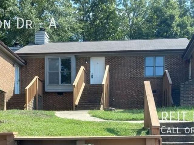 2 BR, 2 BA Apartment 4700 Brockton Dr, Raleigh, NC 27604
