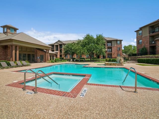 2 BR, 2 BA Apartment 4700 Huffines Blvd Unit 535, Fort Worth, TX 76135