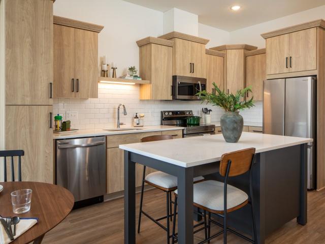 2 BR, 2 BA Apartment 4701 Kings Point Road Unit 232, Mound, MN 55364
