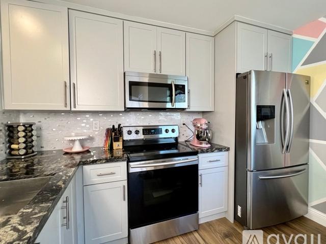 2 BR, 2 BA Apartment 4728 Northwest 114th Avenue, Unit 203, Doral, FL 33178