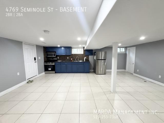 2 BR, 2 BA Apartment 4769 Seminole St, Windsor, ON N8Y 2A2