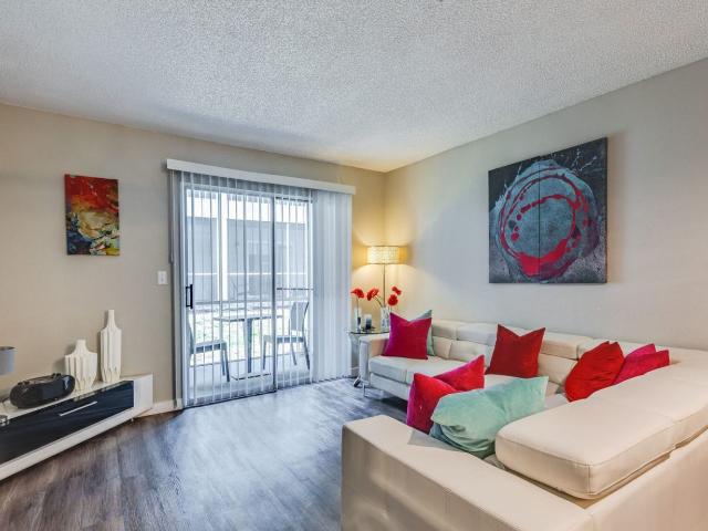 2 BR, 2 BA Apartment 4793 N Pine Hills Rd Unit 75 103, Orlando, FL 32808