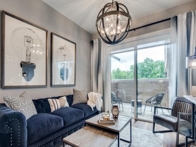 2 BR, 2 BA Apartment 4811 McKinney Ave, Dallas, TX 75205