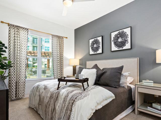 2 BR, 2 BA Apartment 4824 Berkman Dr, Austin, TX 78723