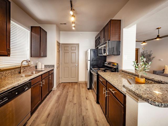 2 BR, 2 BA Apartment 4825 Cameron Ridge Way Unit 13 128, Indianapolis, IN 46240