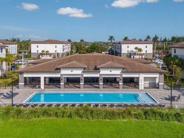 2 BR, 2 BA Apartment 482 Northwest 207th Street Unit 10 106, Miami, FL 33169