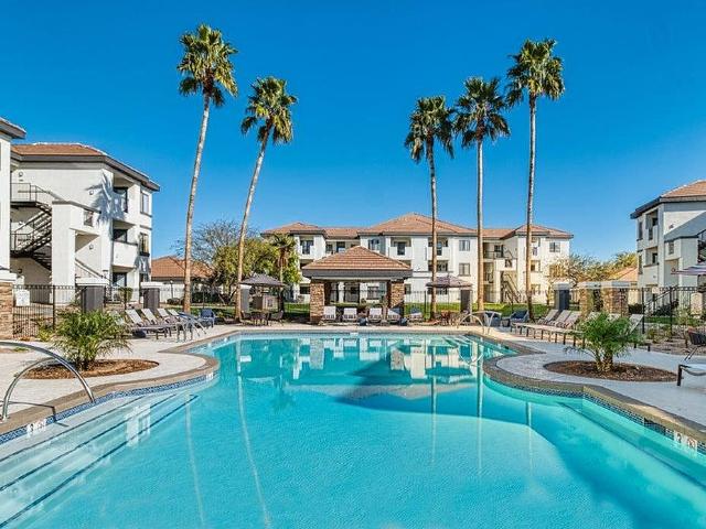 2 BR, 2 BA Apartment 4848 East Roosevelt Street Unit 2129, Phoenix, AZ 85008