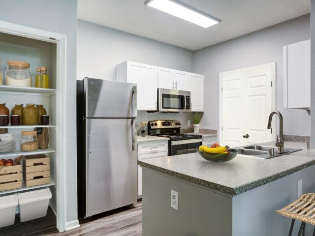 2 BR, 2 BA Apartment 4850 Natomas Blvd Unit 0328M, Sacramento, CA 95835