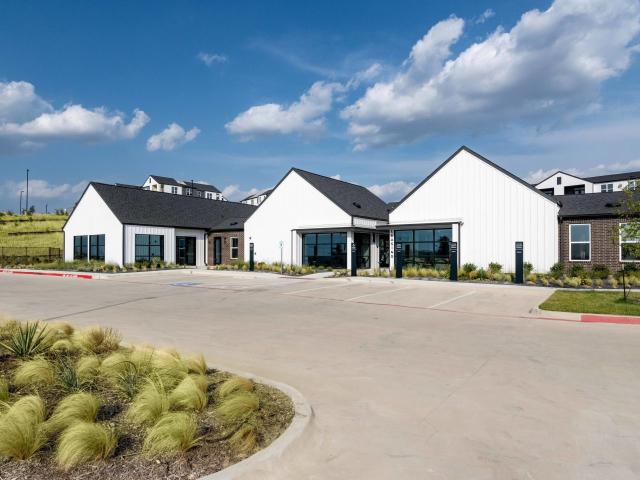 2 BR, 2 BA Apartment 4868 S Merrifield Rd Unit 5308, Dallas, TX 75236