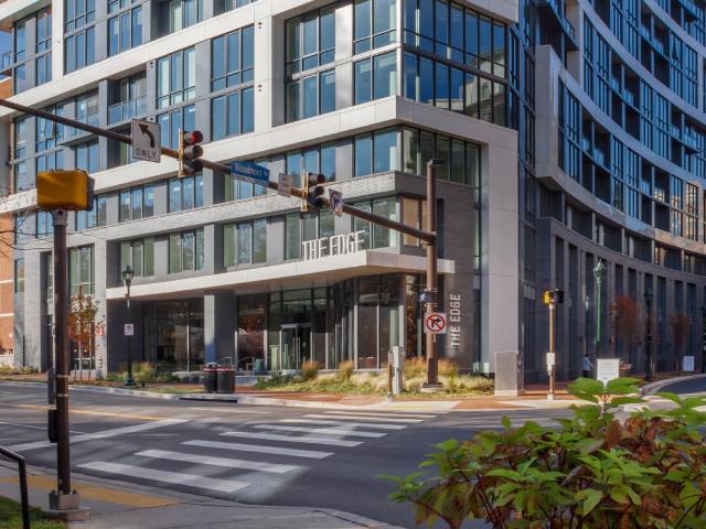 2 BR, 2 BA Apartment 4885 Edgemoor Lane Unit 206, Bethesda, MD 20814