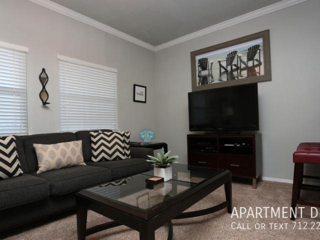 2 BR, 2 BA Apartment 4931 Fort Crockett Blvd, Galveston, TX 77551