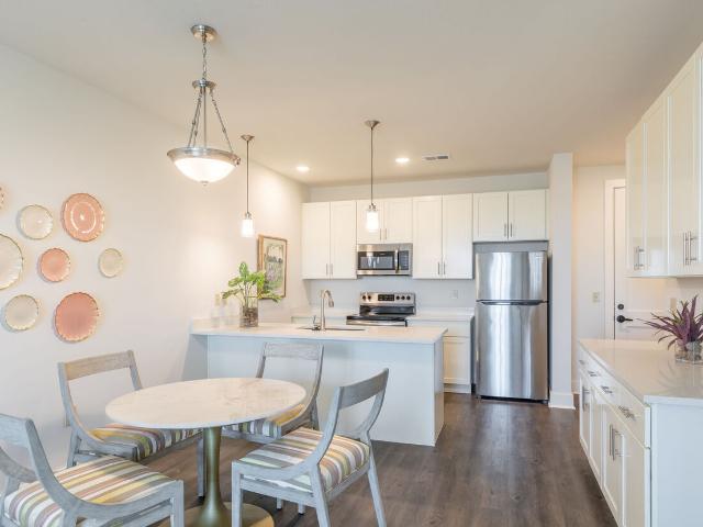 2 BR, 2 BA Apartment 4950 Cornerstone North Blvd Unit 6 6105, Dayton, OH 45440