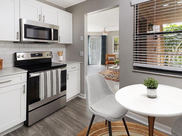 2 BR, 2 BA Apartment 4970 Haverhill Commons Circle Unit 492013, West Palm Beach, FL 33417